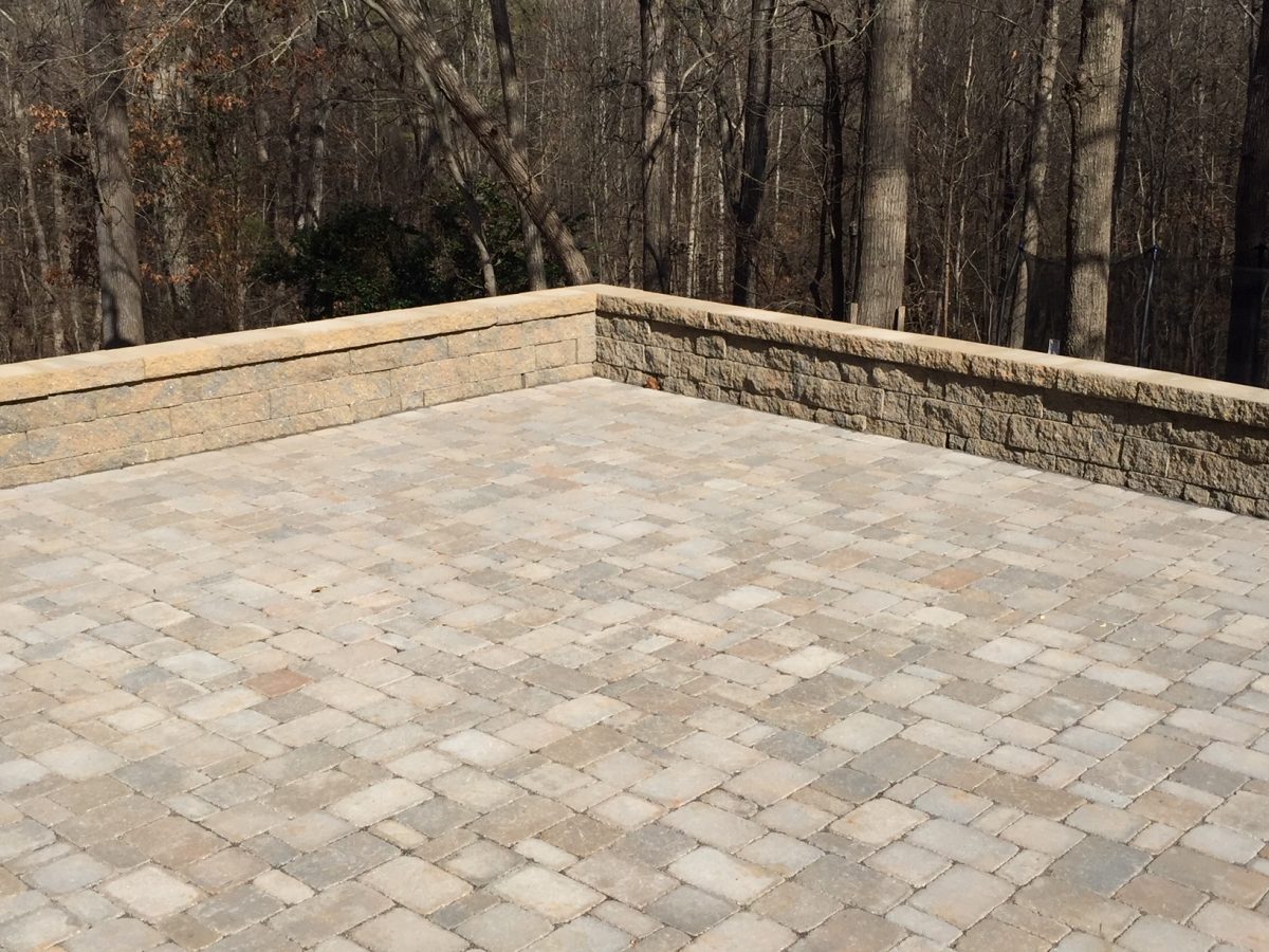 Paver Patio with Retaining/Seating Wall – Mr. Outdoor Living®